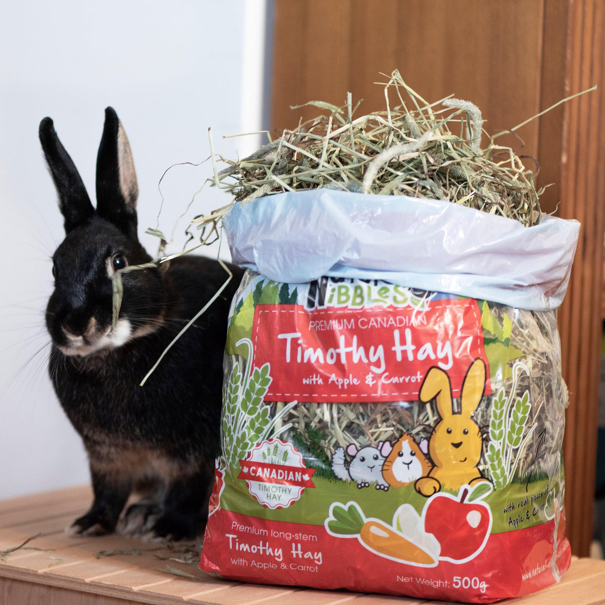 Canadian Timothy Hay with Apple & Carrot 500g – Bunny Bistro